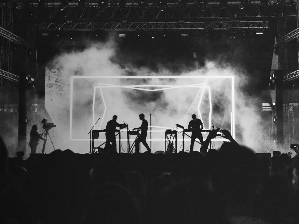 Steel-Tex Black Stage Sling | Heat-Resistant Rigging - AmX